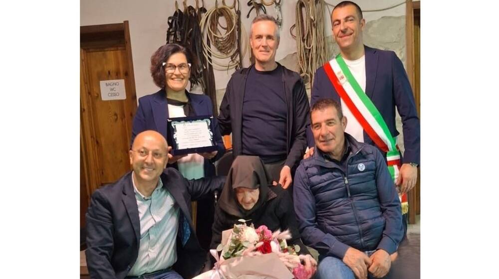 Sanluri ha una nuova centenaria: tanti auguri a Lussoria Lendini ...